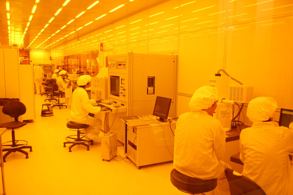 NanoLab faculty director Wu to step down - CITRIS and the Banatao Institute