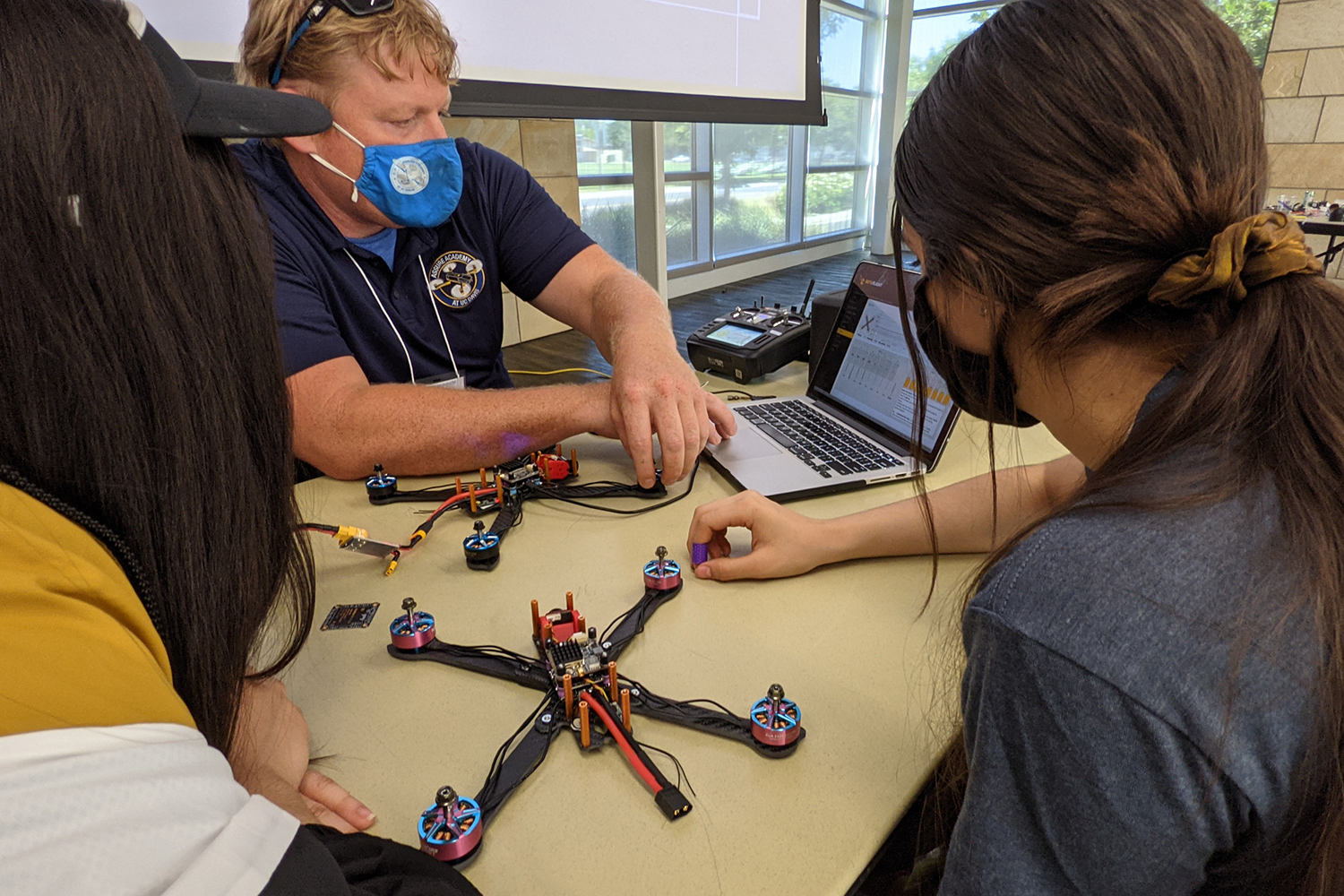 Davis Drone Academy returns to campus, ready to fly - CITRIS and the ...
